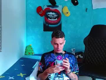 Bray_Hotboy Chaturbate Records & Stats